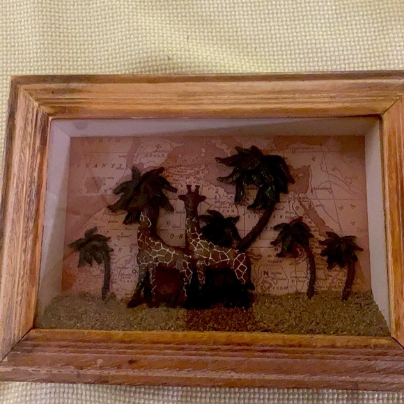 Wall Decor | Beautiful Giraffe Shadow Box | Poshmark
